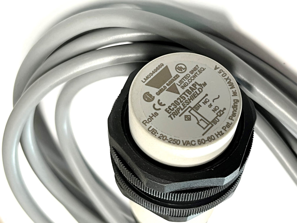 Carlo Gavazzi Capacitance Sensor EC3025TBAPL – Carremm Controls Ltd.